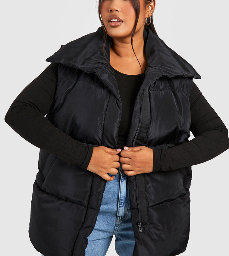 Buy Boohoo Puffer Sleeveless Longline Gilet In Black | 6thStreet Bahrain