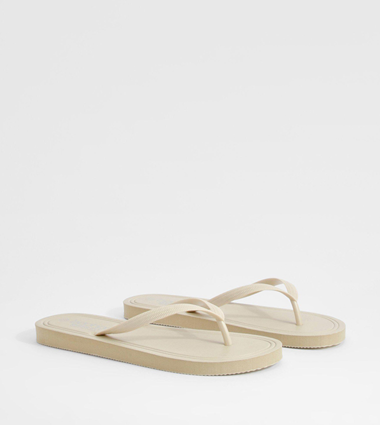 Buy Boohoo Outlet Wide Fit Round Toe Flip Flops In Nude | 6thStreet UAE