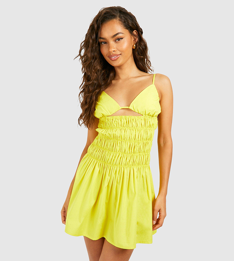 Buy Boohoo Tiered Mini Cut Out Smock Dress In Yellow | 6thStreet Qatar