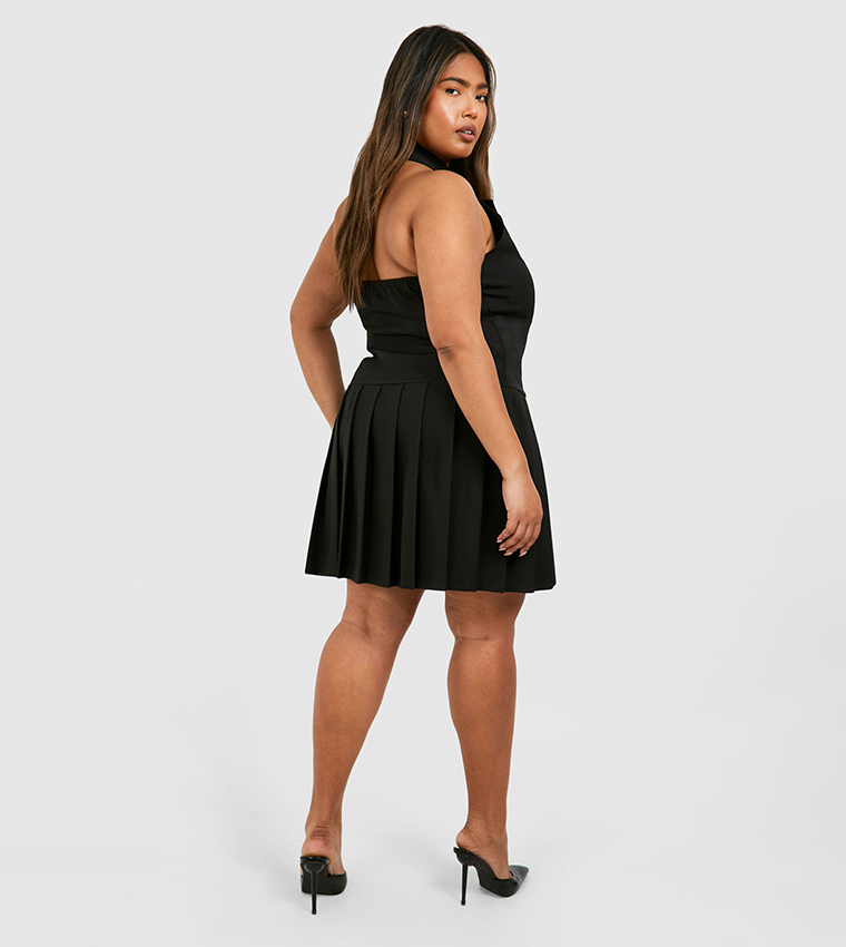 Buy Boohoo Curve Woven Pleated Blazer Dress In Black | 6thStreet Saudi ...