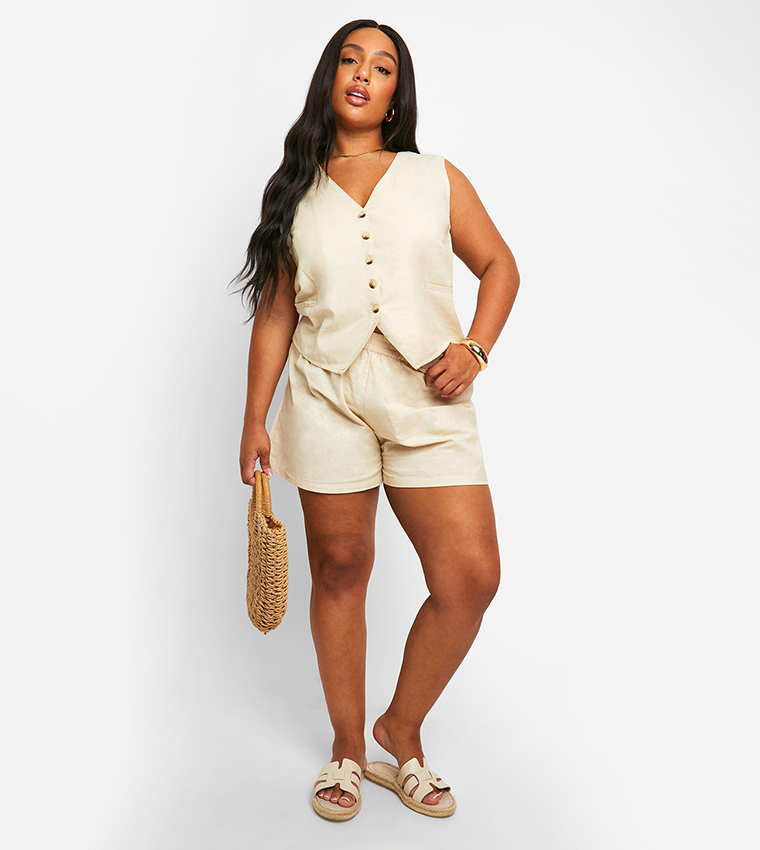Buy Boohoo Curve Linen Blend Waistcoat In Beige | 6thStreet Kuwait