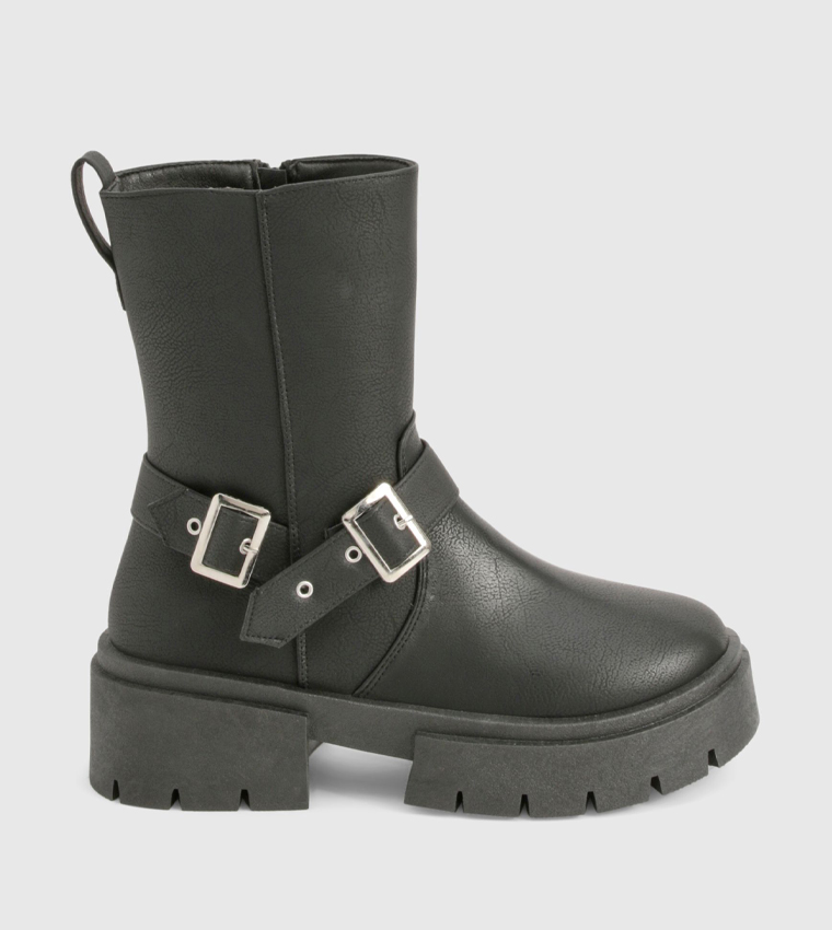 Buy Boohoo Chunky Buckle Detail Chelsea Boots In Black | 6thStreet Qatar