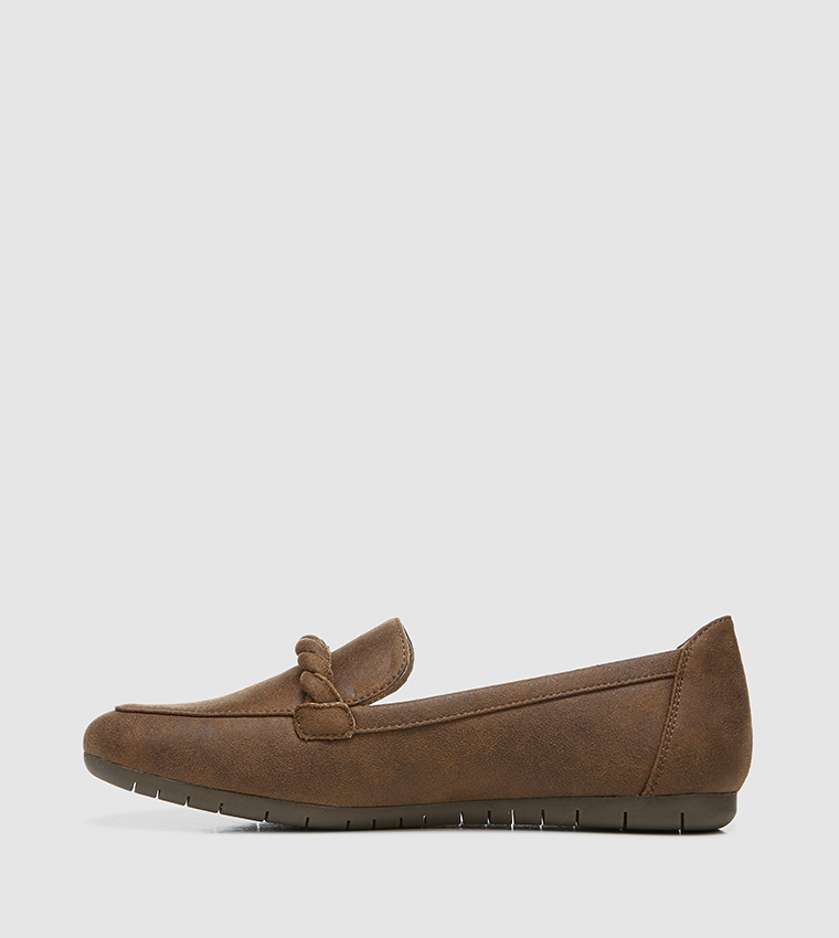 Buy Life Stride DREW Round Toe Loafers In Brown | 6thStreet UAE