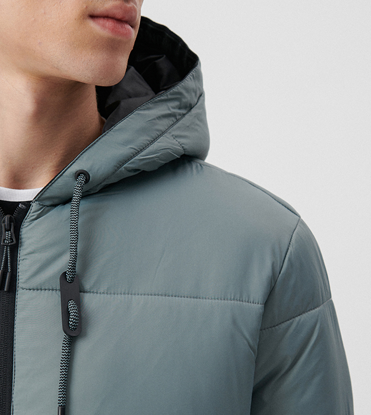Buy Mavi Zippered Hooded Puffer Jacket In Green | 6thStreet Saudi Arabia