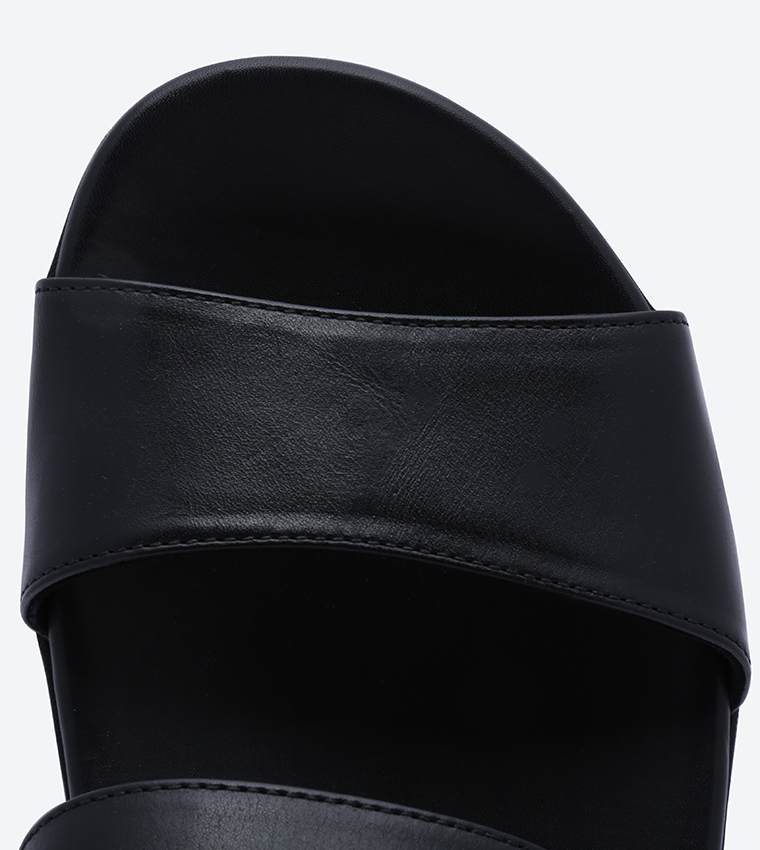 Buy Hush Puppies Bernat Orva Sandals Black In Black | 6thStreet Qatar