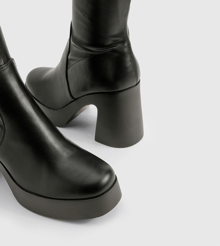 Buy Boohoo Flared Heel Knee High Boots In Black | 6thStreet Kuwait