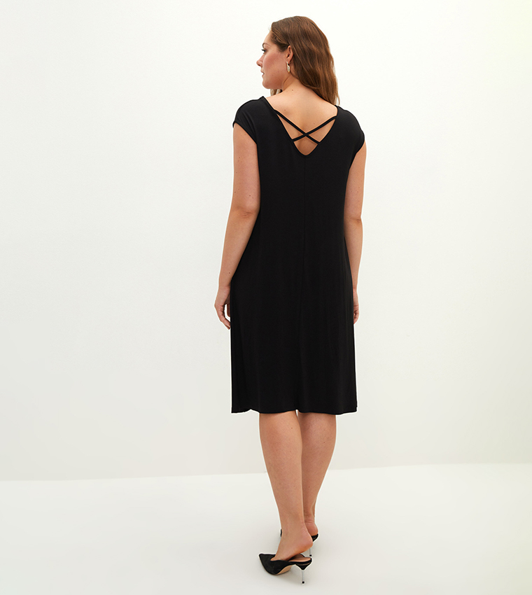 Buy LC Waikiki LCW CLASSIC Straight Short Sleeve Dress In Black ...