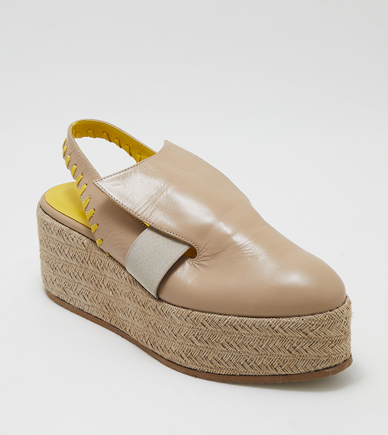 Buy Thuna Manara Espadrille Flatform Mules In Beige | 6thStreet Kuwait