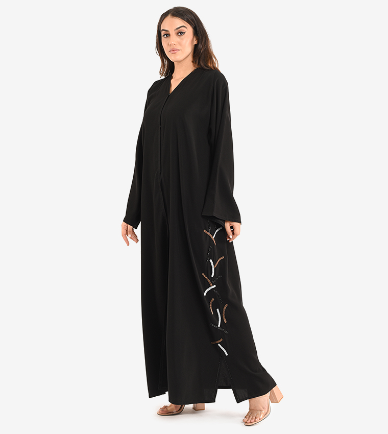 اشتري مويستريت عباية بأكمام طويلة لون أسود بياقة على شكل حرف V بلون ...