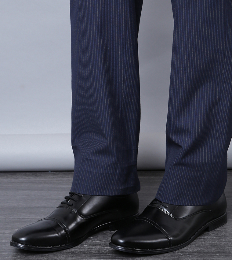 Buy HIS & HERS Plain Toe Oxford Shoes In Black | 6thStreet Qatar