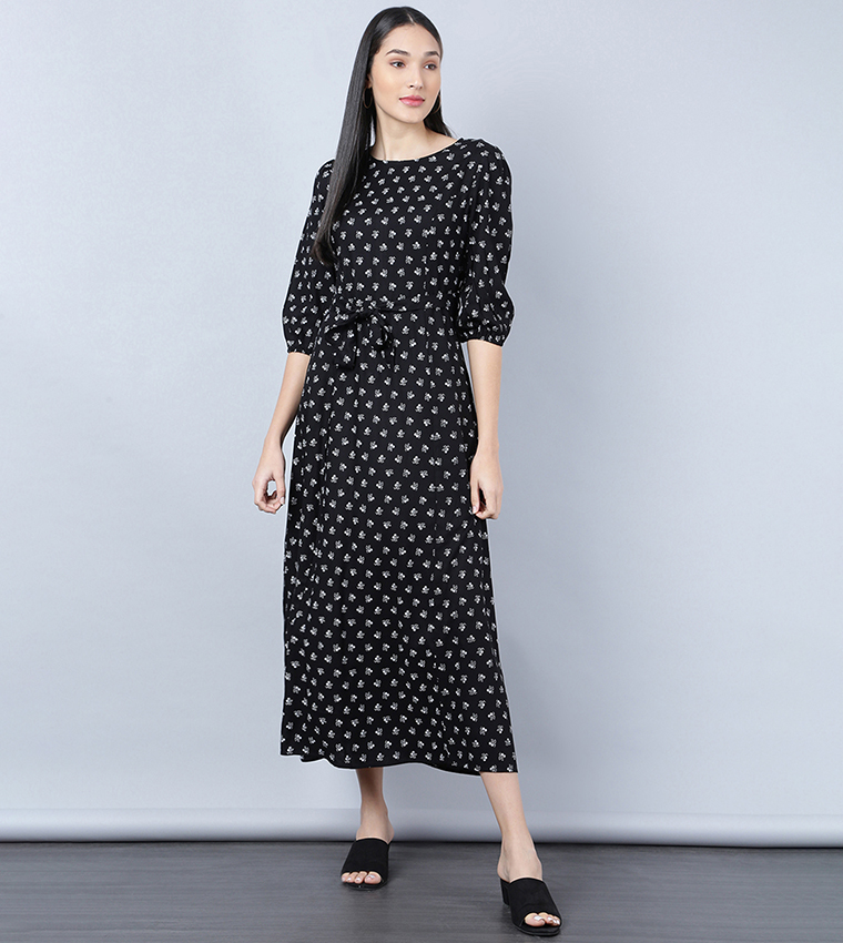 Buy HIS & HERS Printed Belted Maxi Dress In Black | 6thStreet Oman
