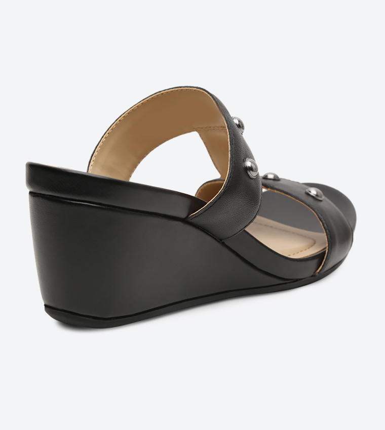 Buy Naturalizer Cambrey Wedge Black In Black | 6thStreet UAE