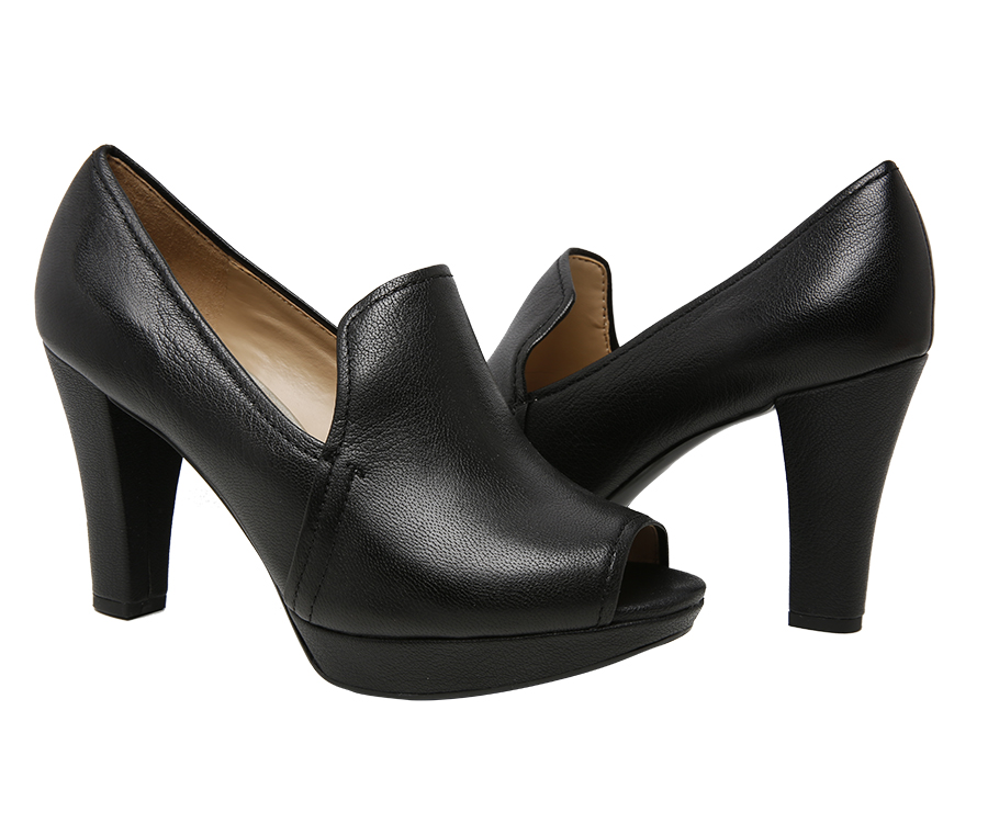 Buy Naturalizer Kaneli High Heel Black In Black | 6thStreet UAE
