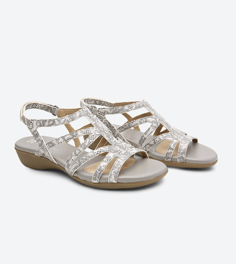 Buy Naturalizer Neelie Sandals Grey In Grey | 6thStreet Qatar
