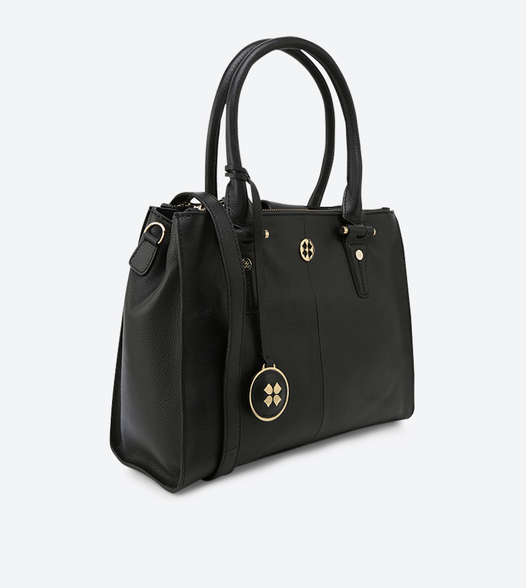 Buy Naturalizer Adder Totes Black In Black | 6thstreet Qatar