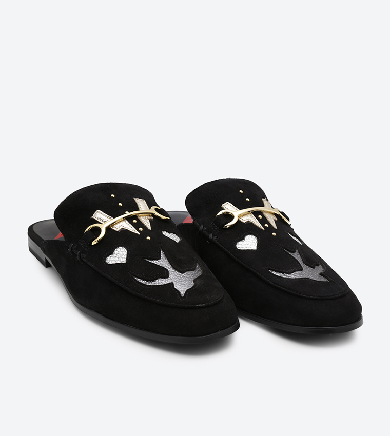 Buy Nine West Wispin Mules Black In Black | 6thStreet Qatar