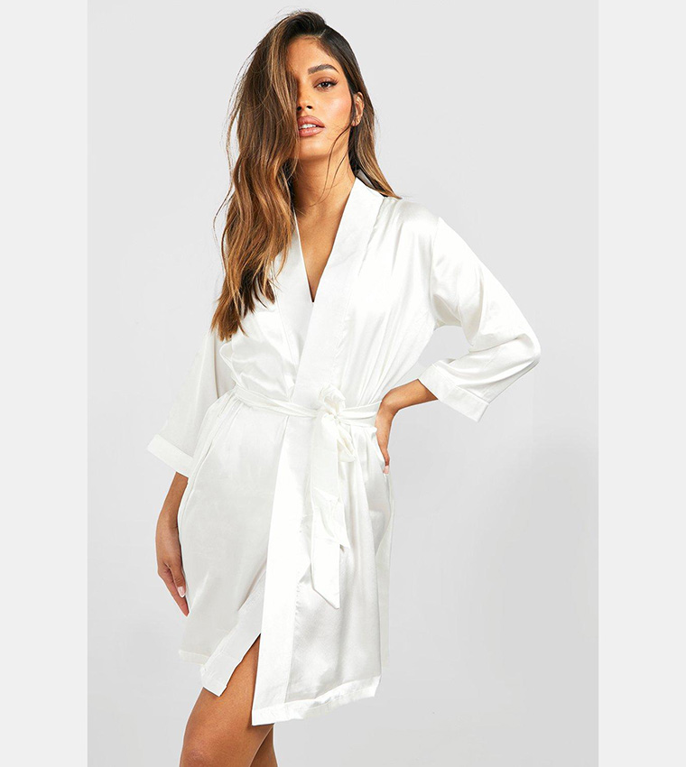 اشتري بوهو روب نوم ساتان بلون أبيض | 6ستريت مملكة البحرين