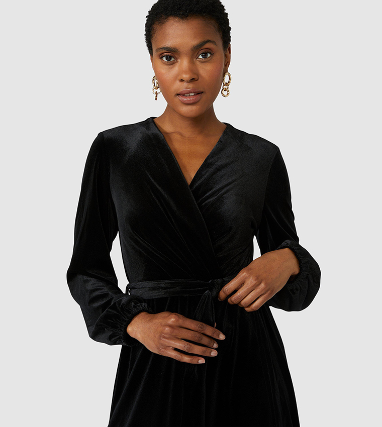 Buy Principles Velvet Wrap Midi Dress In Black | 6thStreet UAE