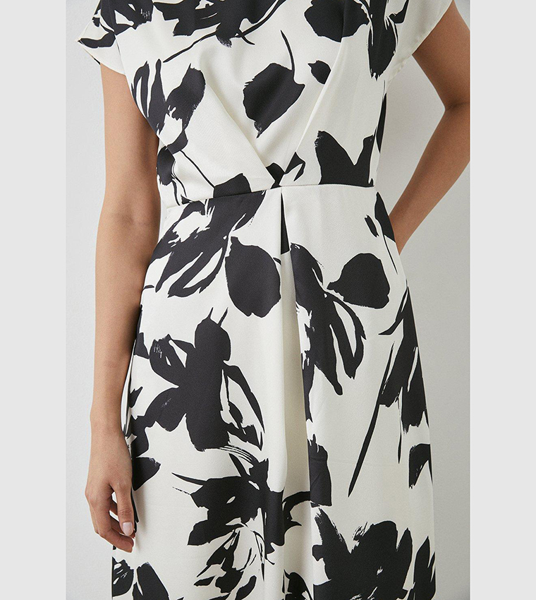 Buy Principles Ivory Floral Satin Midi Dress In Ivory | 6thStreet Saudi ...