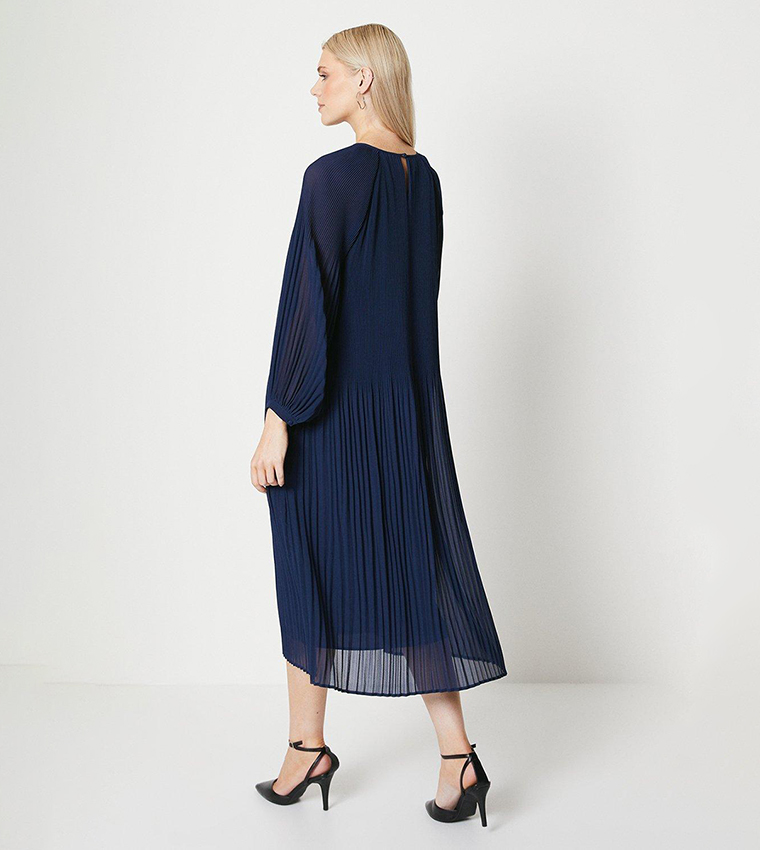Buy Principles Outlet Pleated Midi Dress In Navy | 6thStreet Oman
