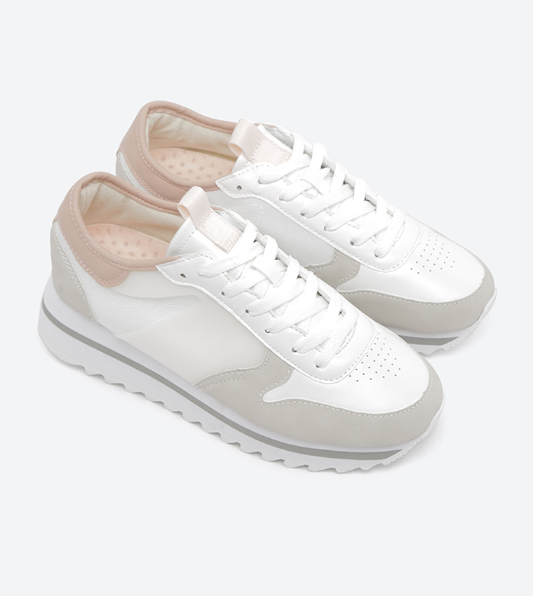Buy R&B Phylon Ladies Sport Shoes White In White | 6thStreet Qatar