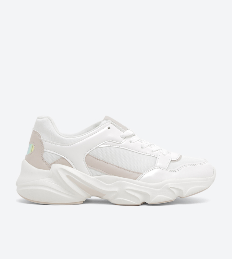 Buy R&B Phylon Ladies Sport Shoes White In White | 6thStreet Oman