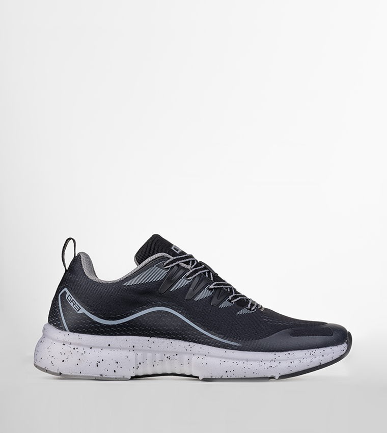 Buy DR3 Road Runner Lace Up Running Shoes In Black | 6thStreet Saudi Arabia