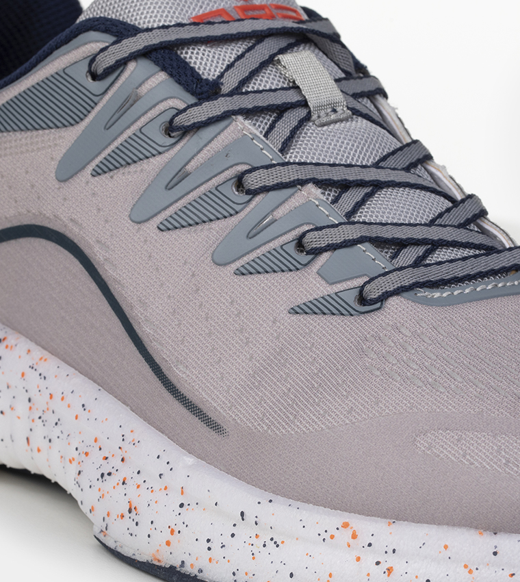 Buy DR3 Road Runner Lace Up Running Shoes In Grey | 6thStreet Saudi Arabia