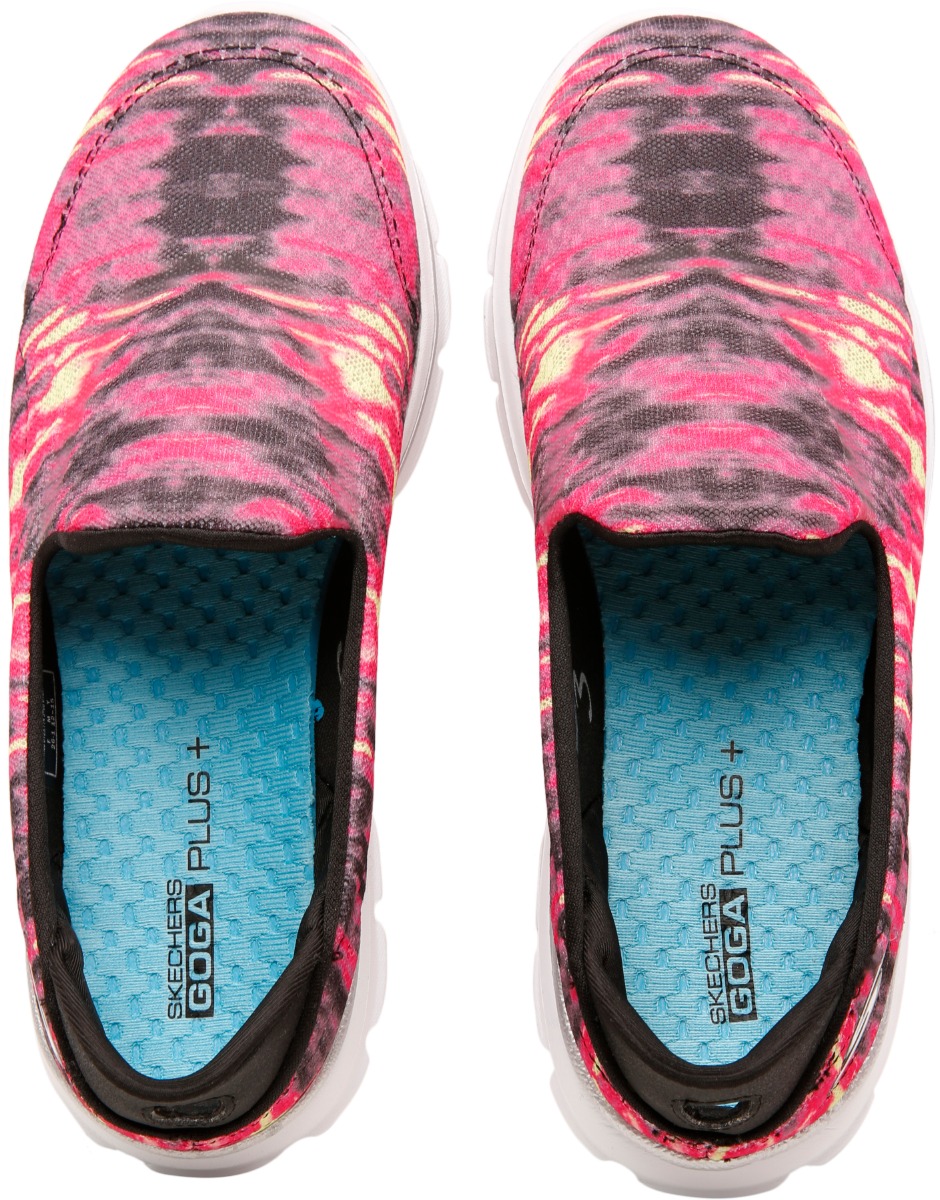 Buy Skechers GO WALK 3 SWELL 14053 BKHP In Pink | 6thStreet Qatar