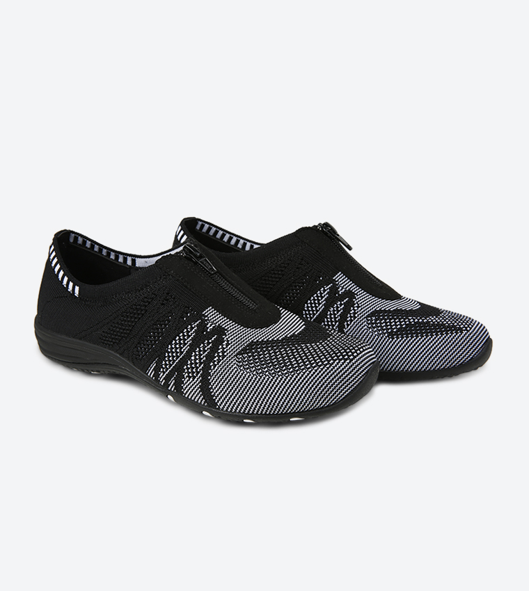 Buy Skechers Unity Transcend Trainers Black In Black | 6thStreet Qatar