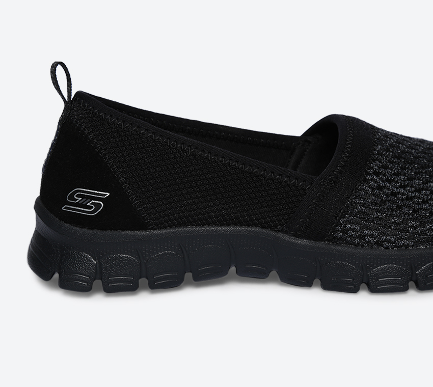 Buy Skechers EZ FLEX 3. BIG MONEY 23400 BLK In Black | 6thStreet Bahrain