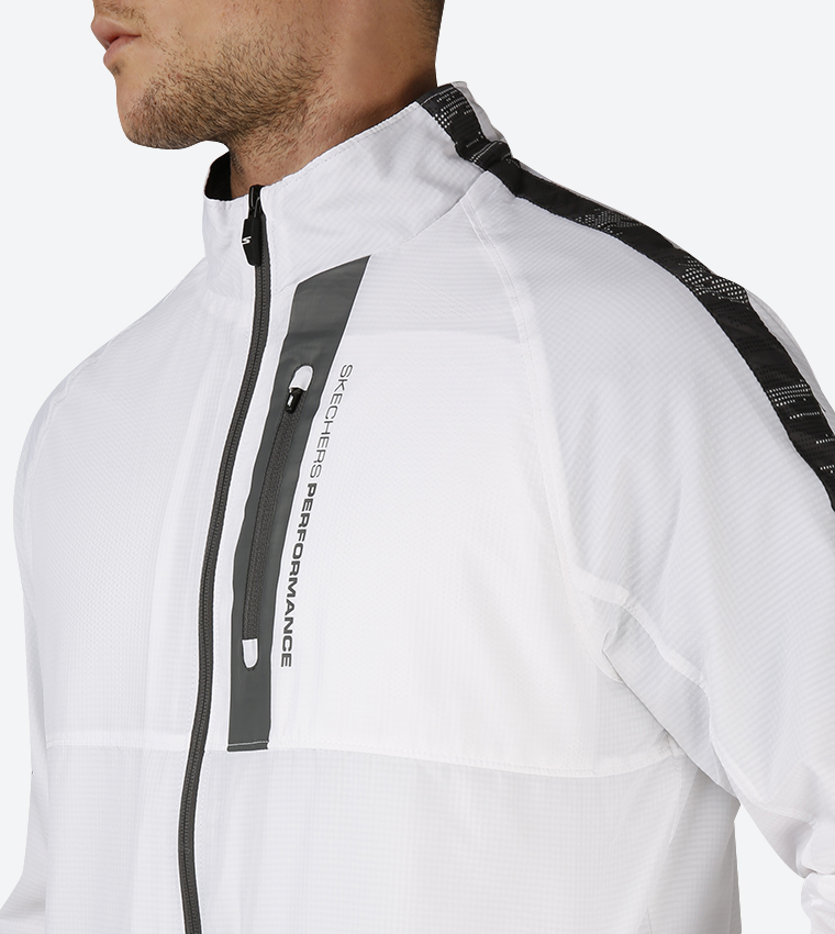 Buy Skechers Relay Jacket White In White | 6thStreet Qatar