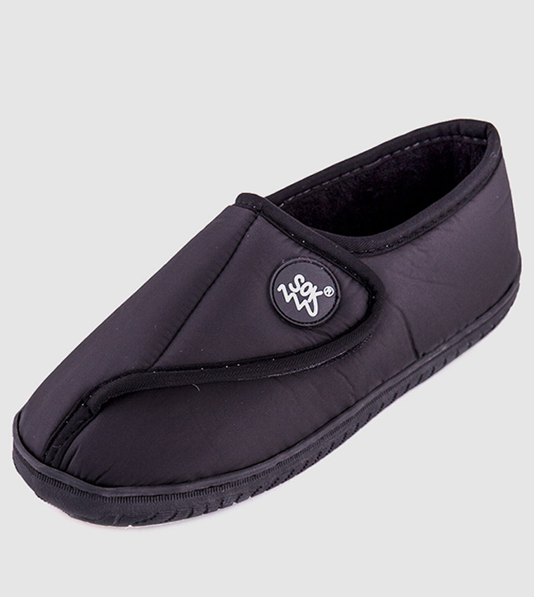 Buy Nester Fit & Feel Water Proof Shoes In Black | 6thStreet Saudi Arabia