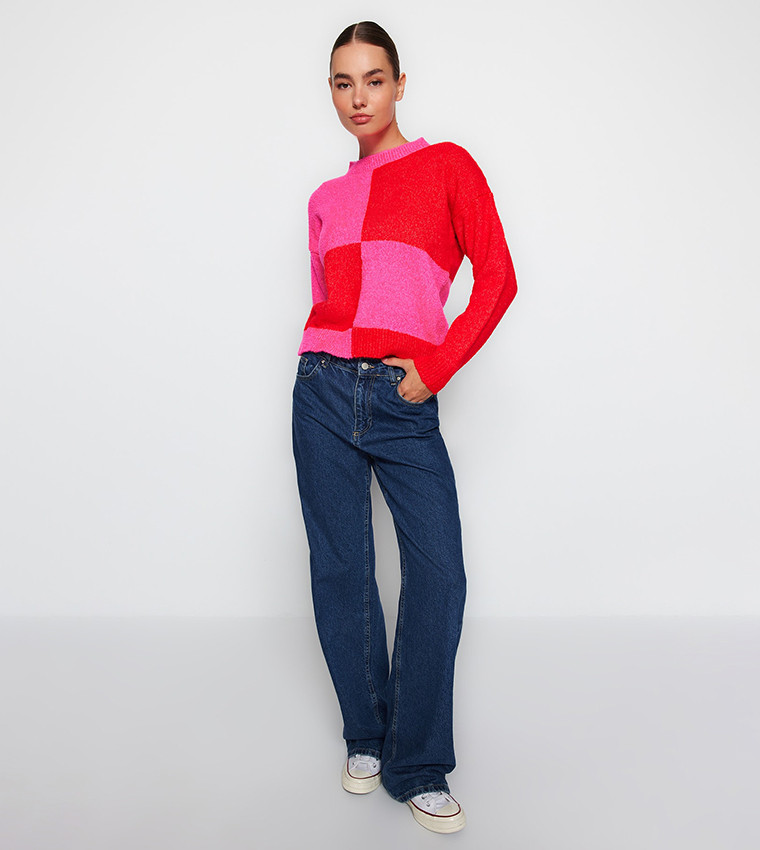 Buy Trendyol Color Block Boucle Knit Sweater In Fuchsia | 6thStreet UAE