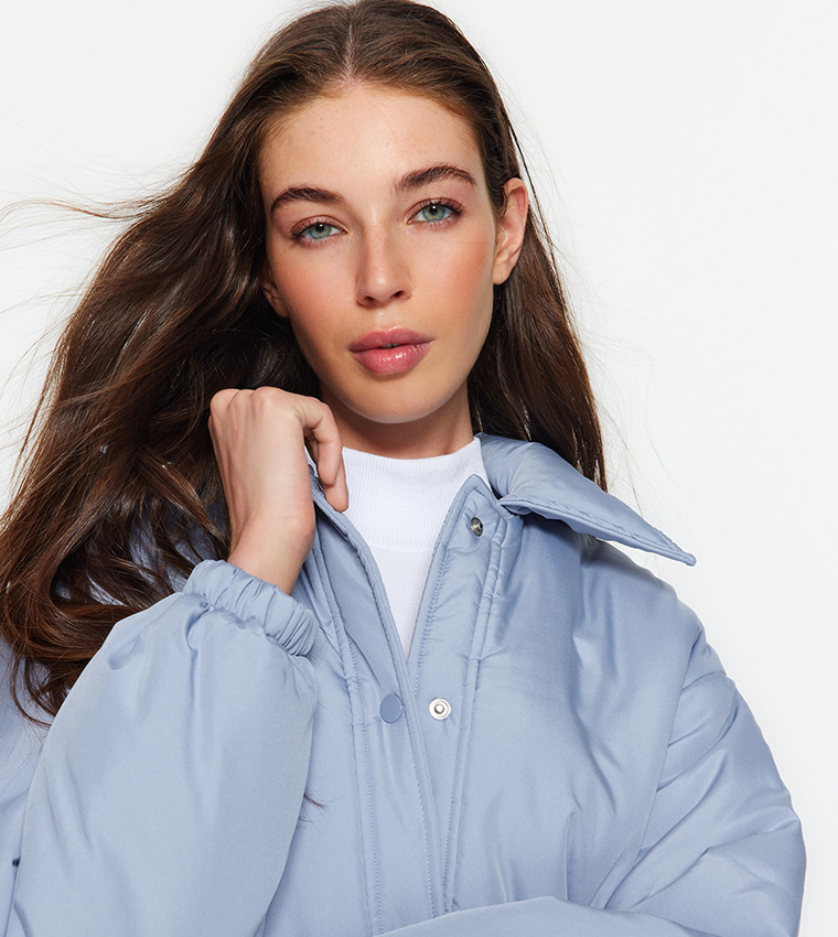 Buy Trendyol Quilted Waterproof Inflatable Jacket In Blue | 6thStreet Qatar