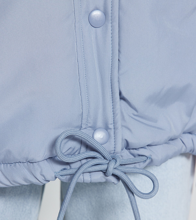 Buy Trendyol Quilted Waterproof Inflatable Jacket In Blue | 6thStreet Qatar