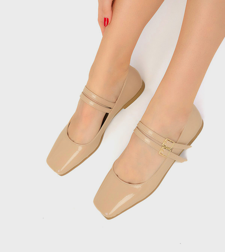 Buy SOHO Square Toe Ballerinas In Beige | 6thstreet Qatar