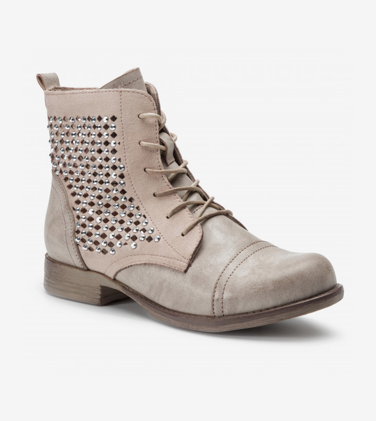 Buy DEEZEE @ CCC Block Heel Round Toe Boots Pink In Pink | 6thStreet Qatar