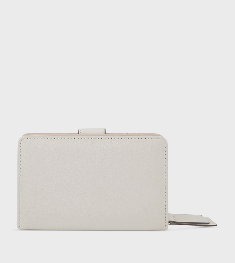 Buy Nine West NORAH Textured Wallet In White | 6thStreet Saudi Arabia